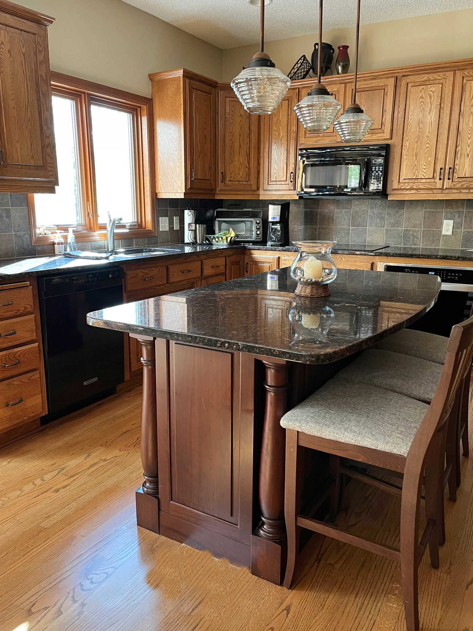 How to Update Your 1990s Kitchen (Case Studies)