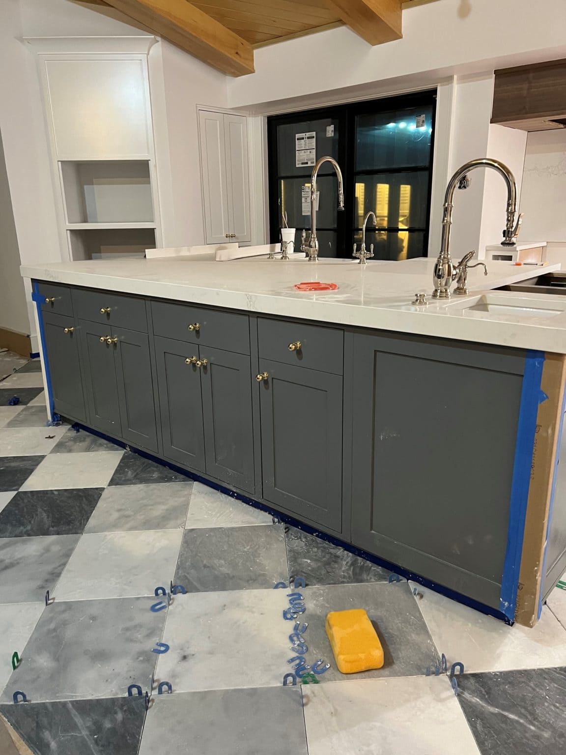Benjamin Moore Trout Gray 2124-20: Paint Color Review