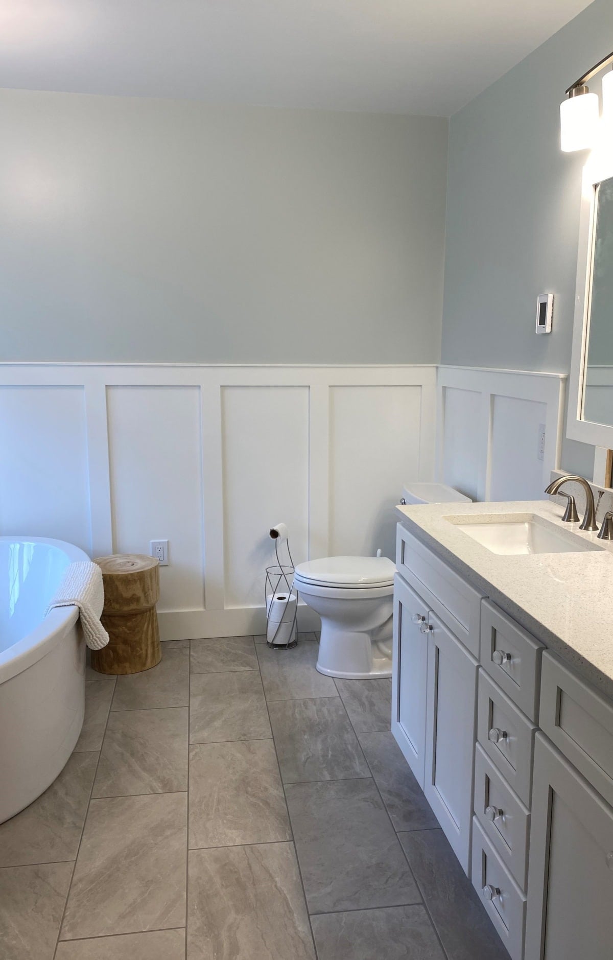 Sherwin Williams Extra White (7006): Undertones, LRV, & Best Uses