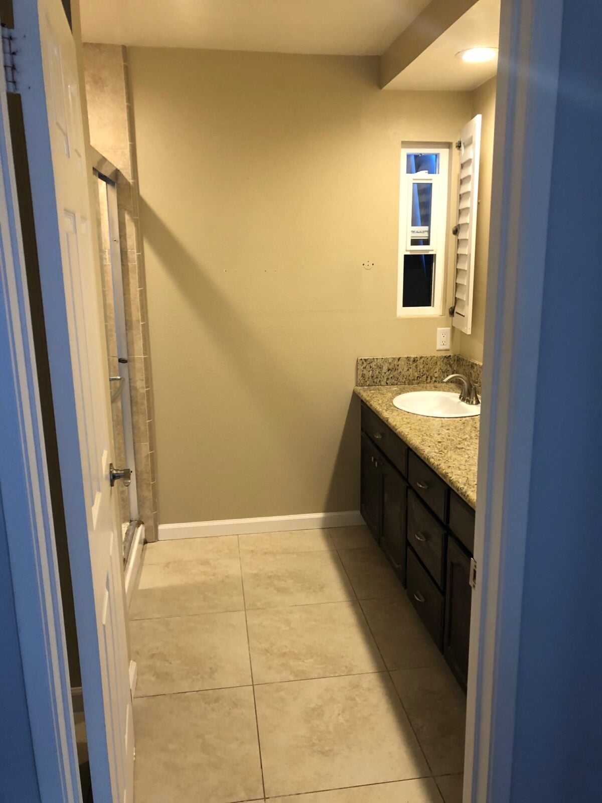 Ideas To Update Your 2000s Bathroom Beige Tuscan More