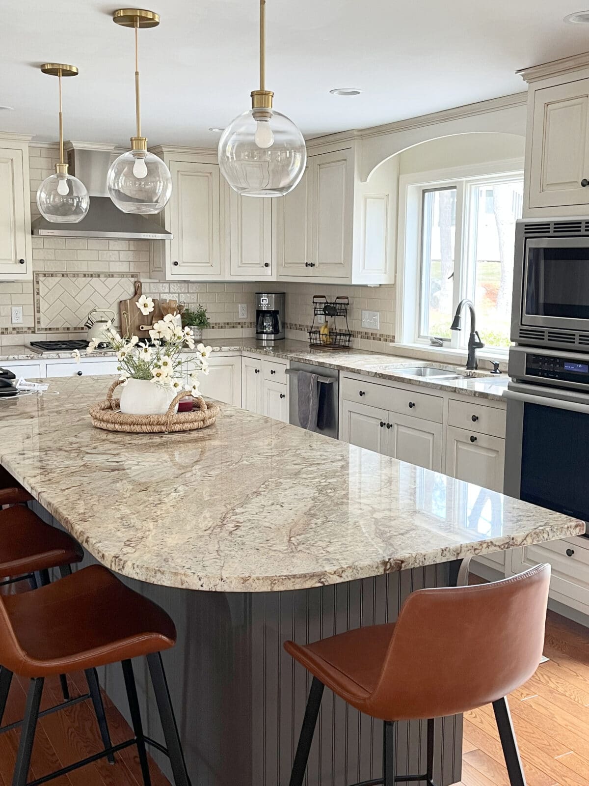 The Ultimate Guide to Update Your 2000s Home: 6-PART SERIES