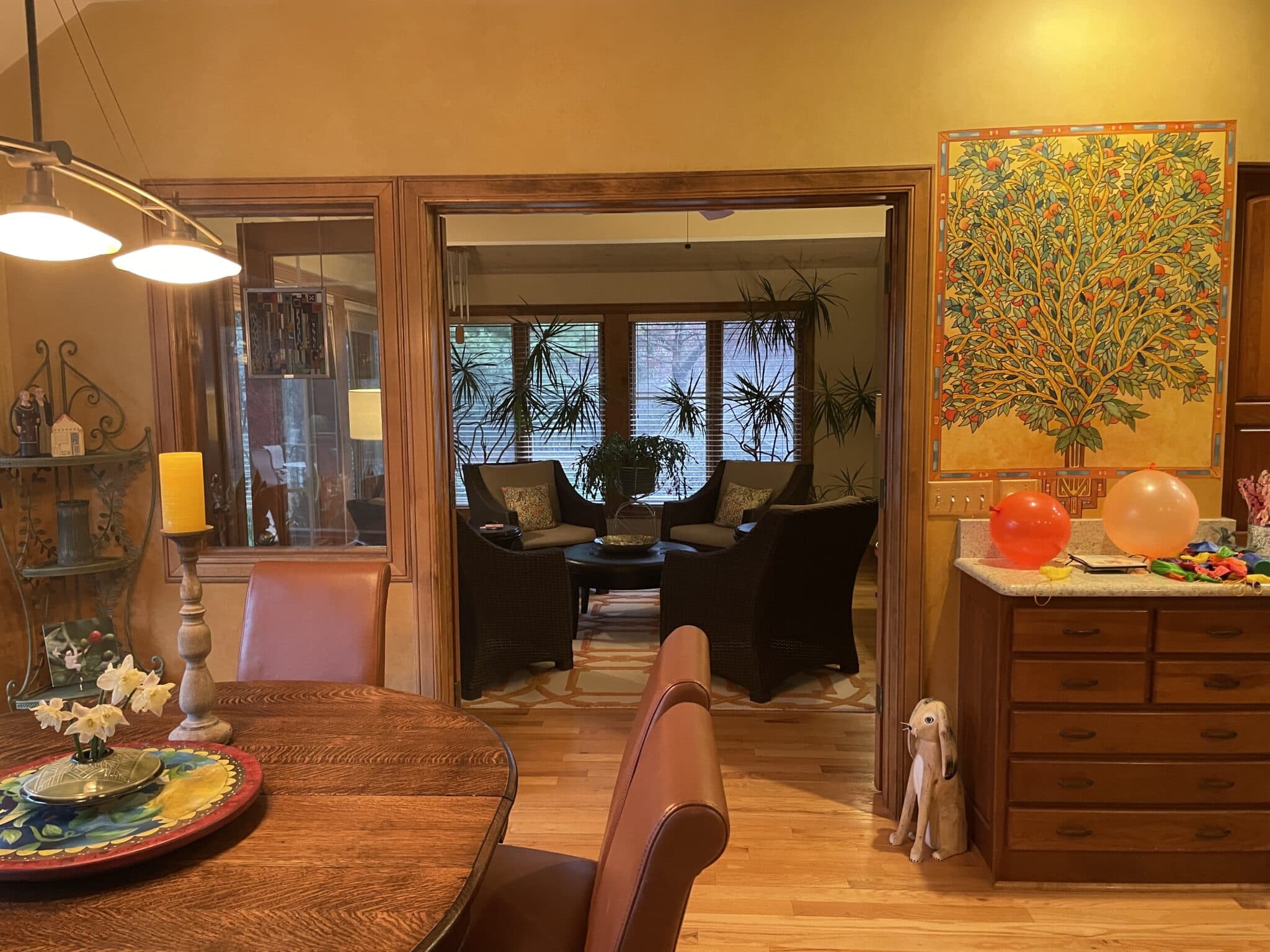 The 12 Best Paint Colors to Update a 2000s Beige Home