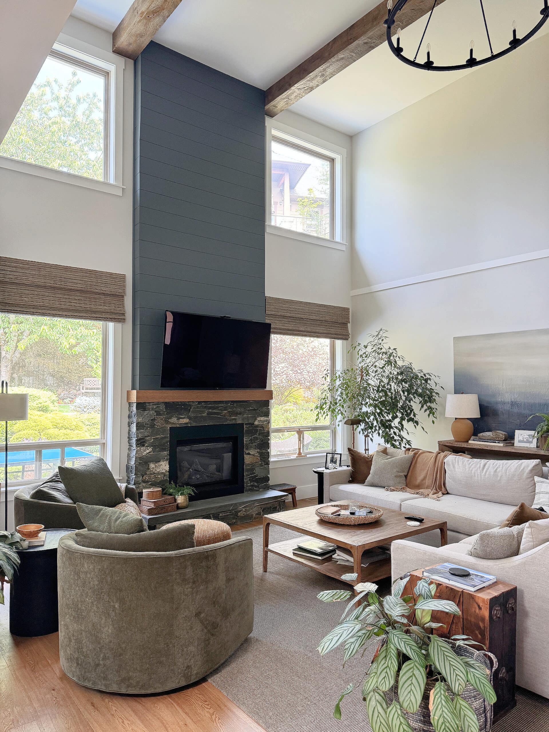 8 Ways to Make a Room With High Ceilings Feel Cozy
