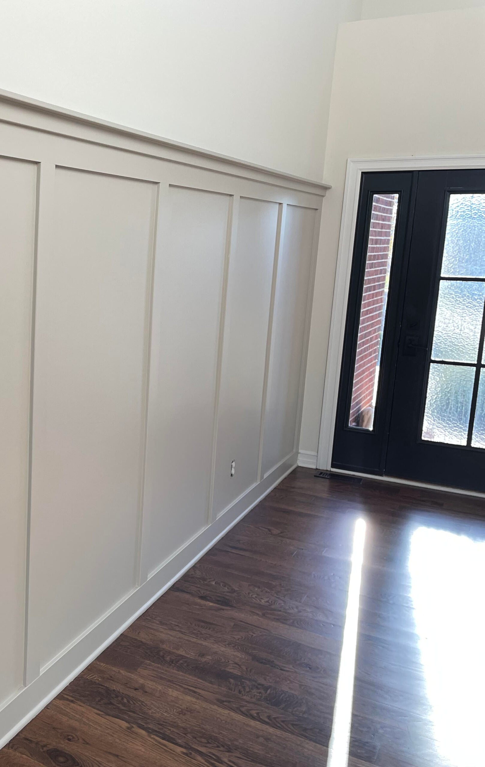 The 6 Best (Light) Interior Trim & Door Colors That Aren't White