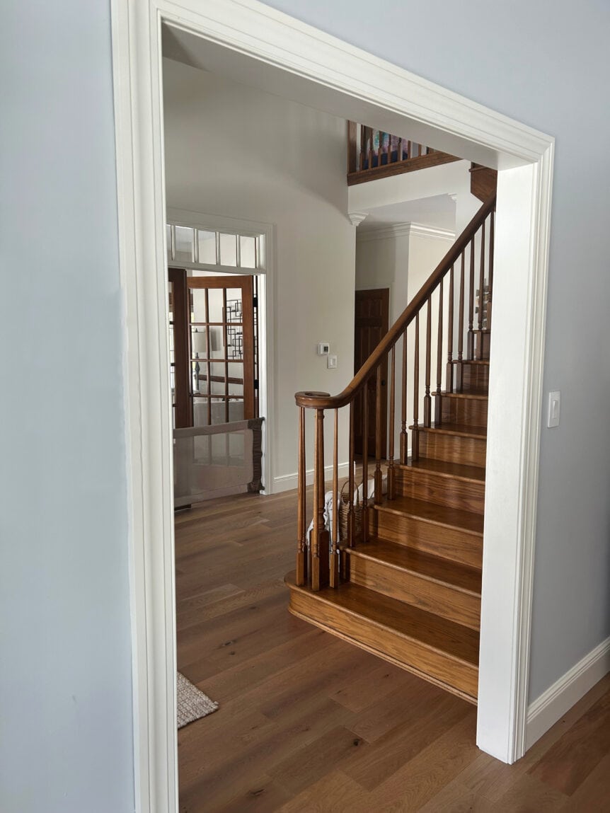 Sherwin Williams Pearly White SW 7009: Paint Color Review