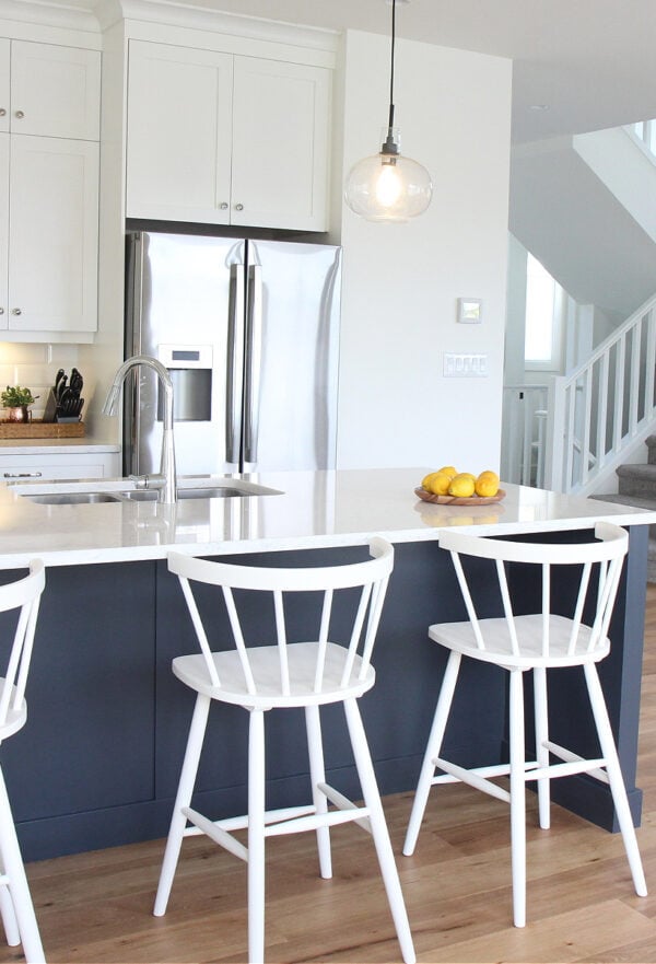 Sherwin Williams Naval (6244): Undertones, LRV, & Best Uses