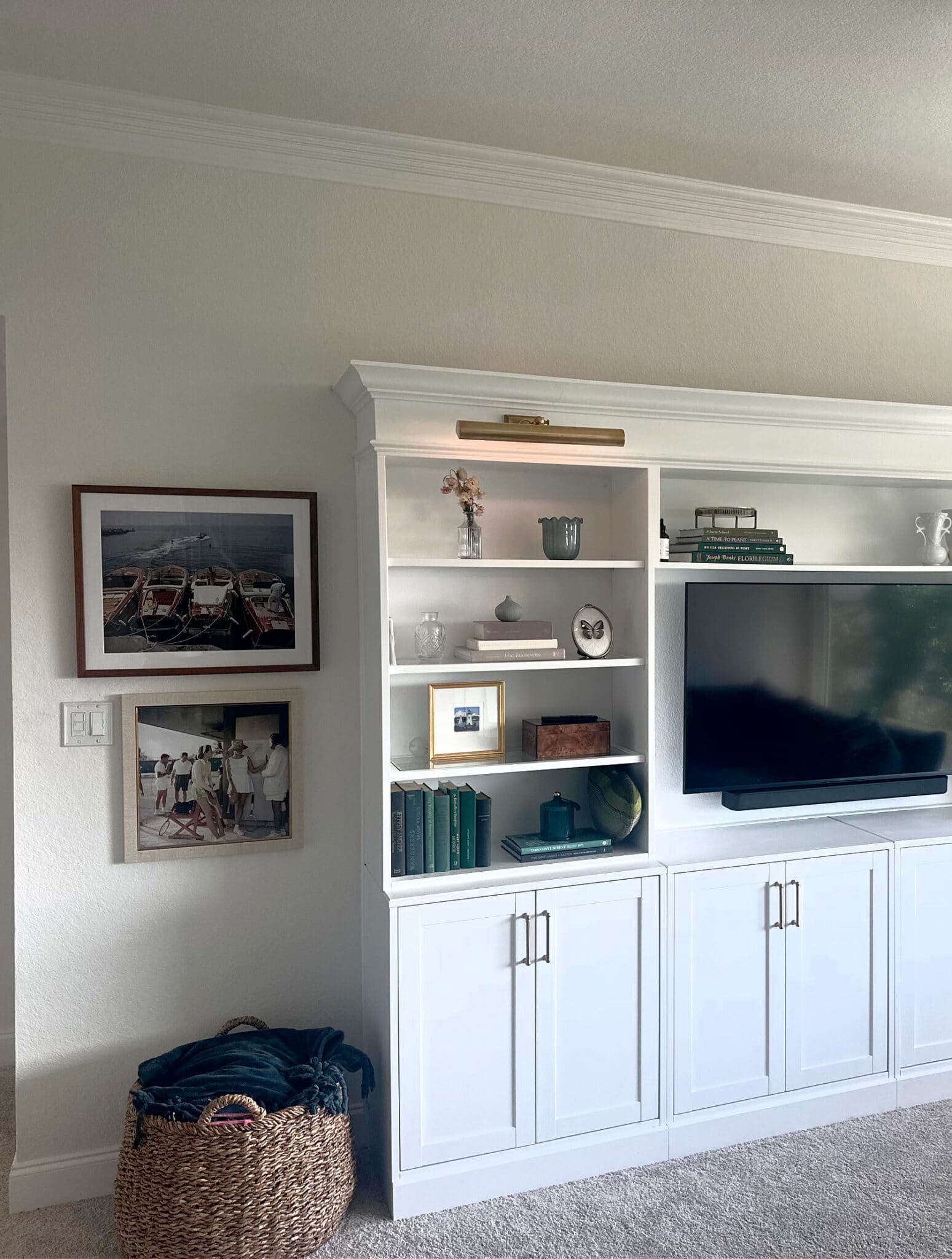 Benjamin Moore Chantilly Lace OC-65: Undertones, LRV, & Best Uses
