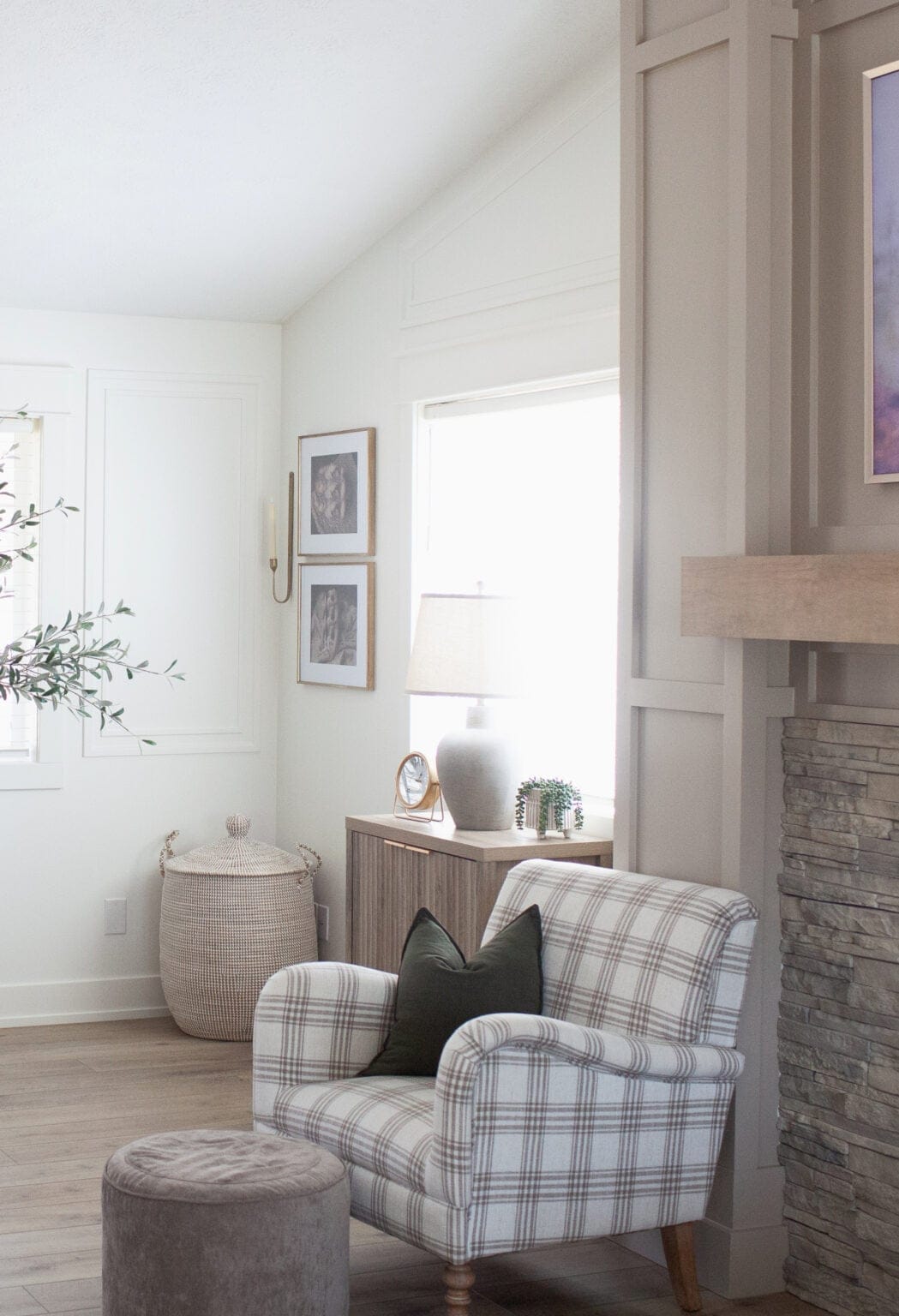 Sherwin Williams Cold Foam: Paint Color Review