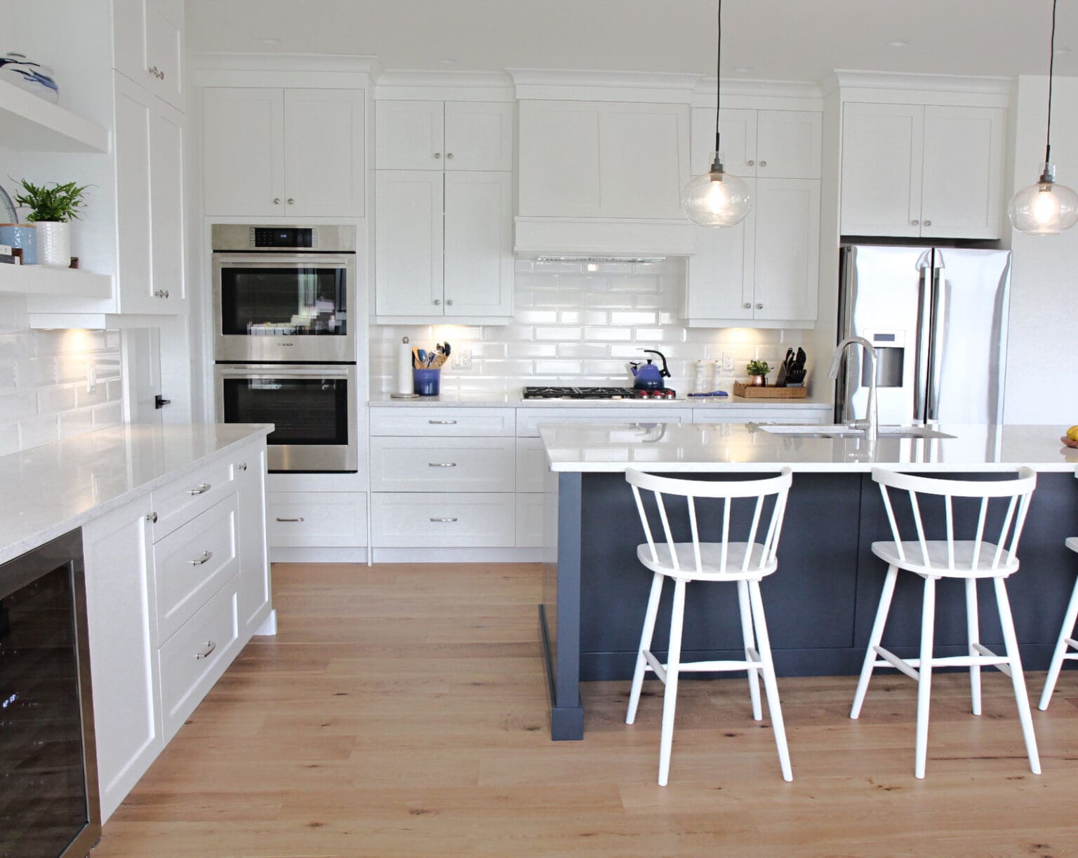 Cashmere Kitchen Ideas for 2026: Cabinets, Colors, Finishes & More