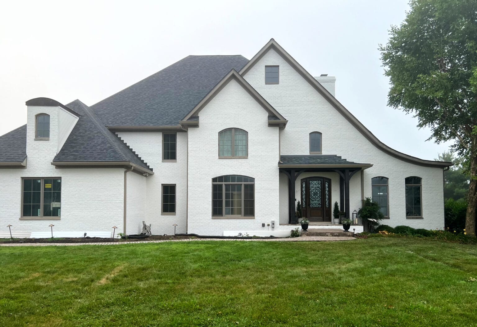 The 13 Best Off-White Exterior Paint Colors